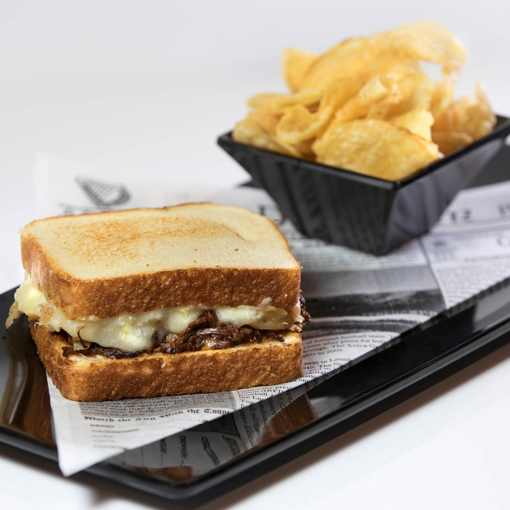 Reilly's Irish Pub LAX SHOP+DINE Directory · Los Angeles International ...